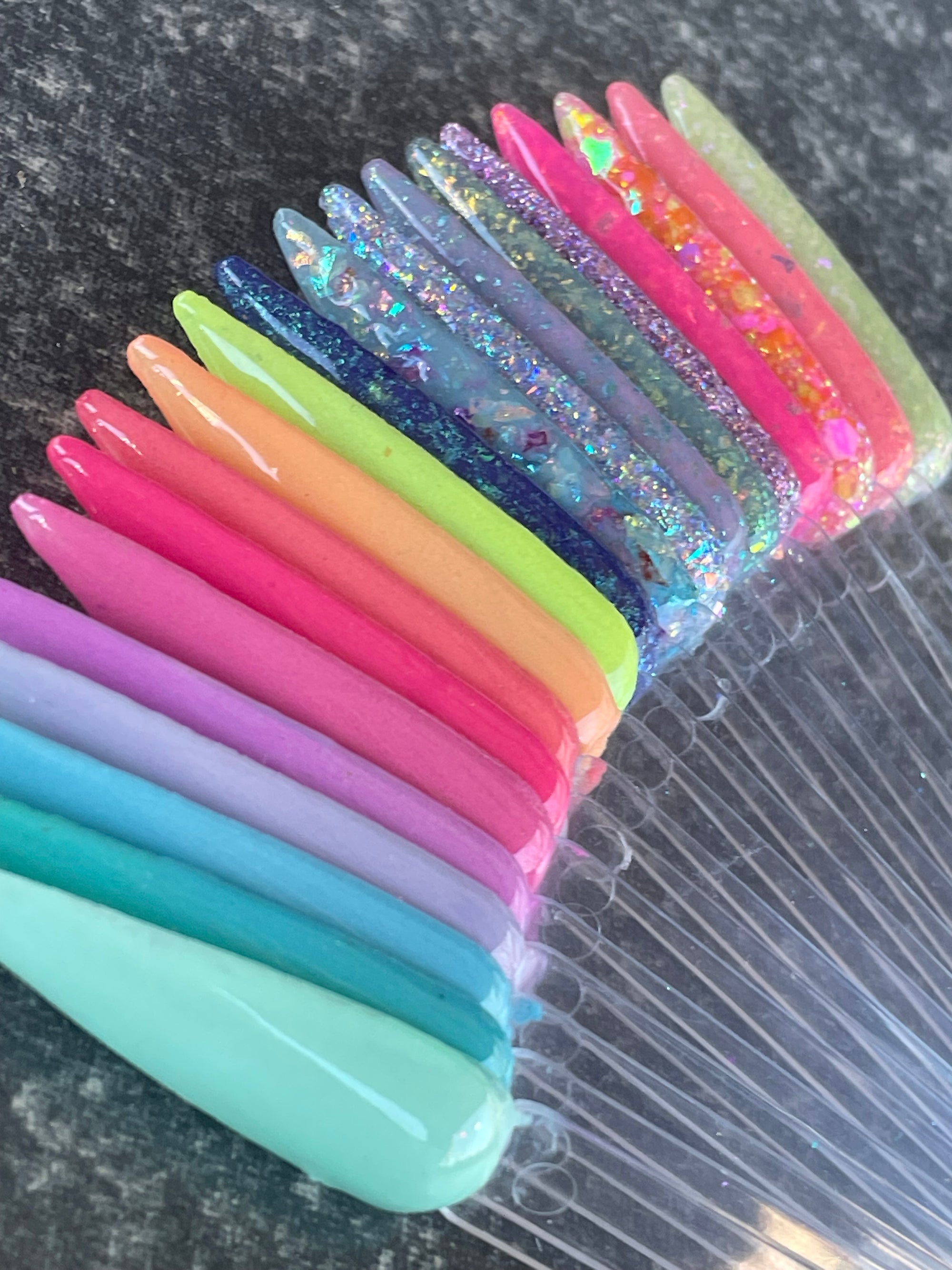 Gigi's Custom Dip Powders – Gigi’s Custom Dips